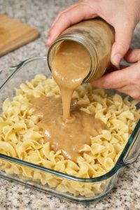 Oven-Baked 4-Ingredient Amish Chicken Gravy Noodles – Recipes Pro